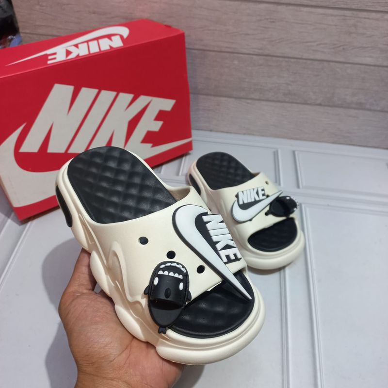 Nike Kids' Black & Cream Sandals & Slide - Preloved