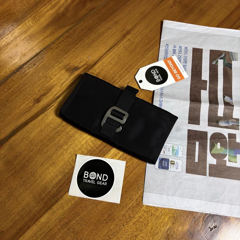 Bond travel gear tool roll - Preloved