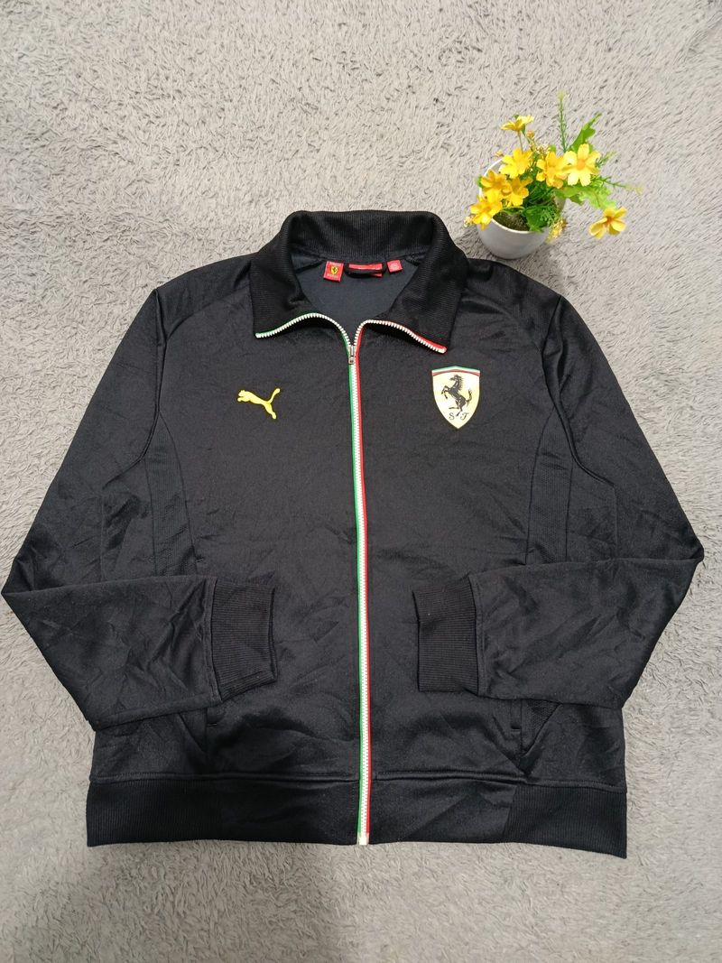 Track jaket puma x Ferrari - Preloved