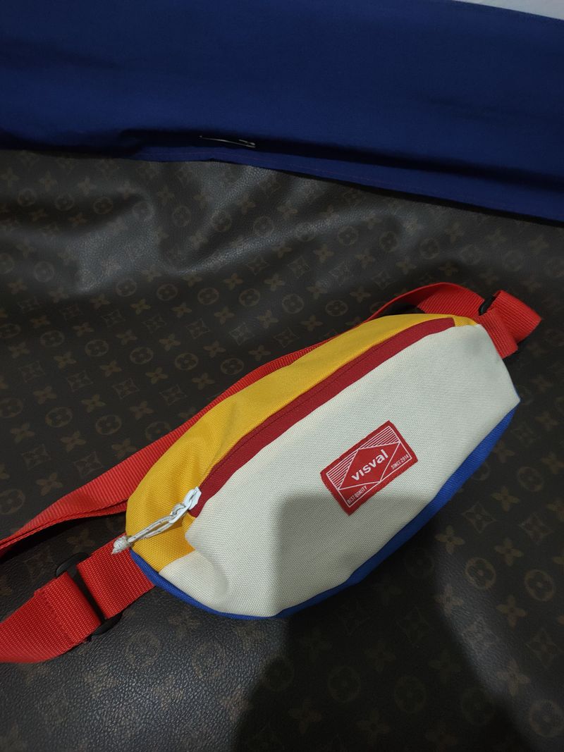 Visval Streetwear Bag Pria multicolor - Preloved