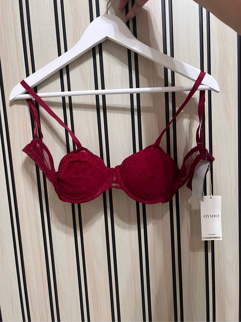 Oysho Luxury Minimalist Bra Wanita red - Preloved