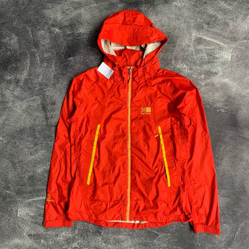 Gorpcore Trench coat Pria burgundy red - Preloved