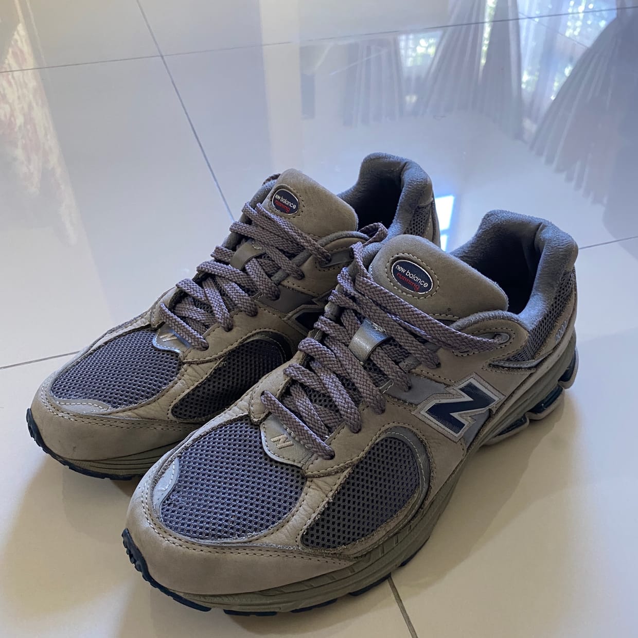 New Balance Gorpcore Sneakers Pria gray - Preloved