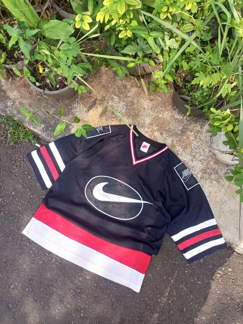 Nike Men's Multicolor Jersey - Preloved