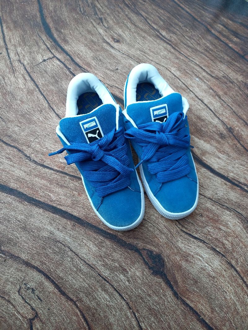 Puma Streetwear Casual Sneakers Pria white blue - Preloved