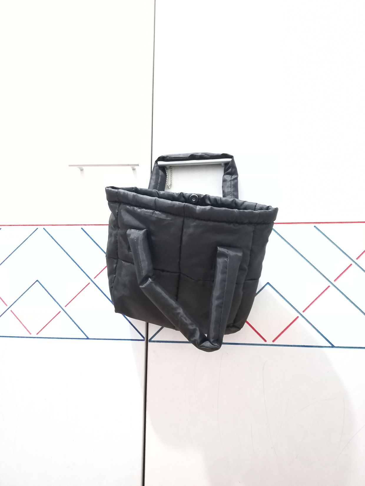 Mini Puff Bahan : Sintetis Ukuran - Preloved