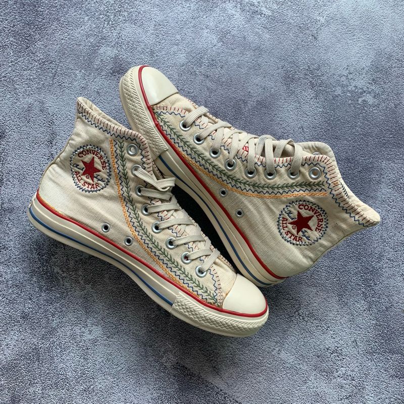 Vintage Converse Chuck Taylor All Star Limited Edition - Preloved