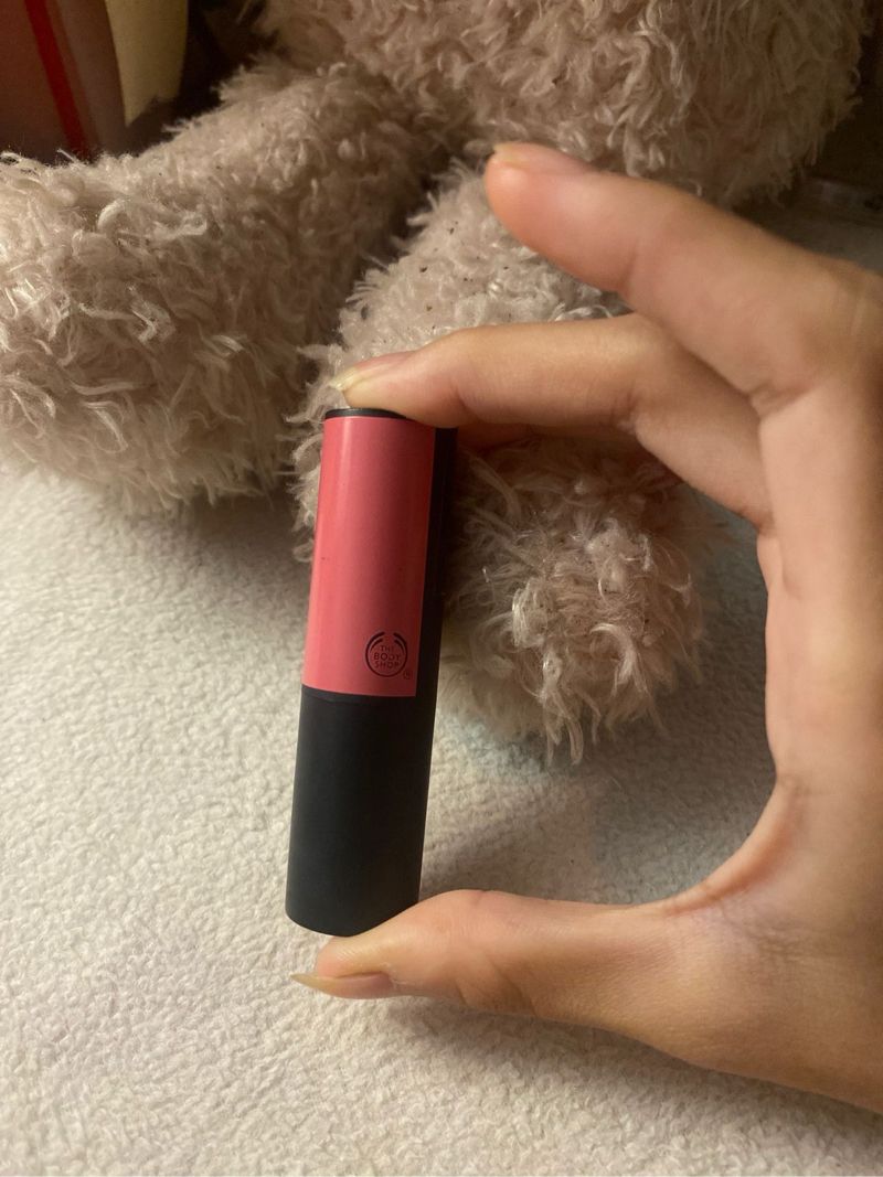 Lip mate stick - Preloved
