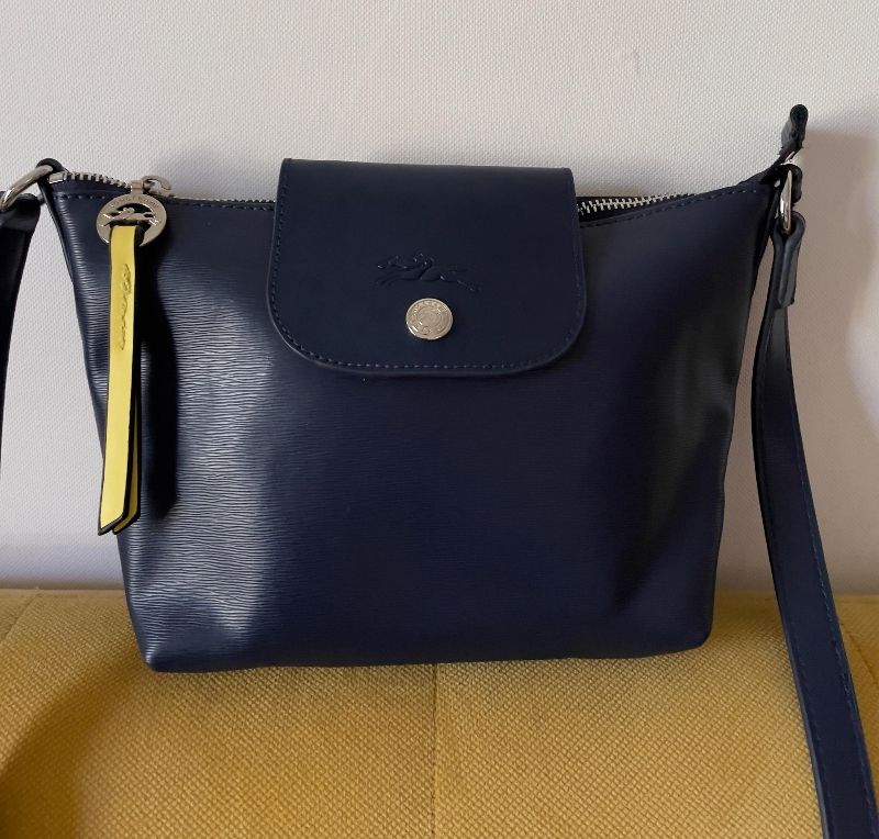 LC sling bag - Preloved