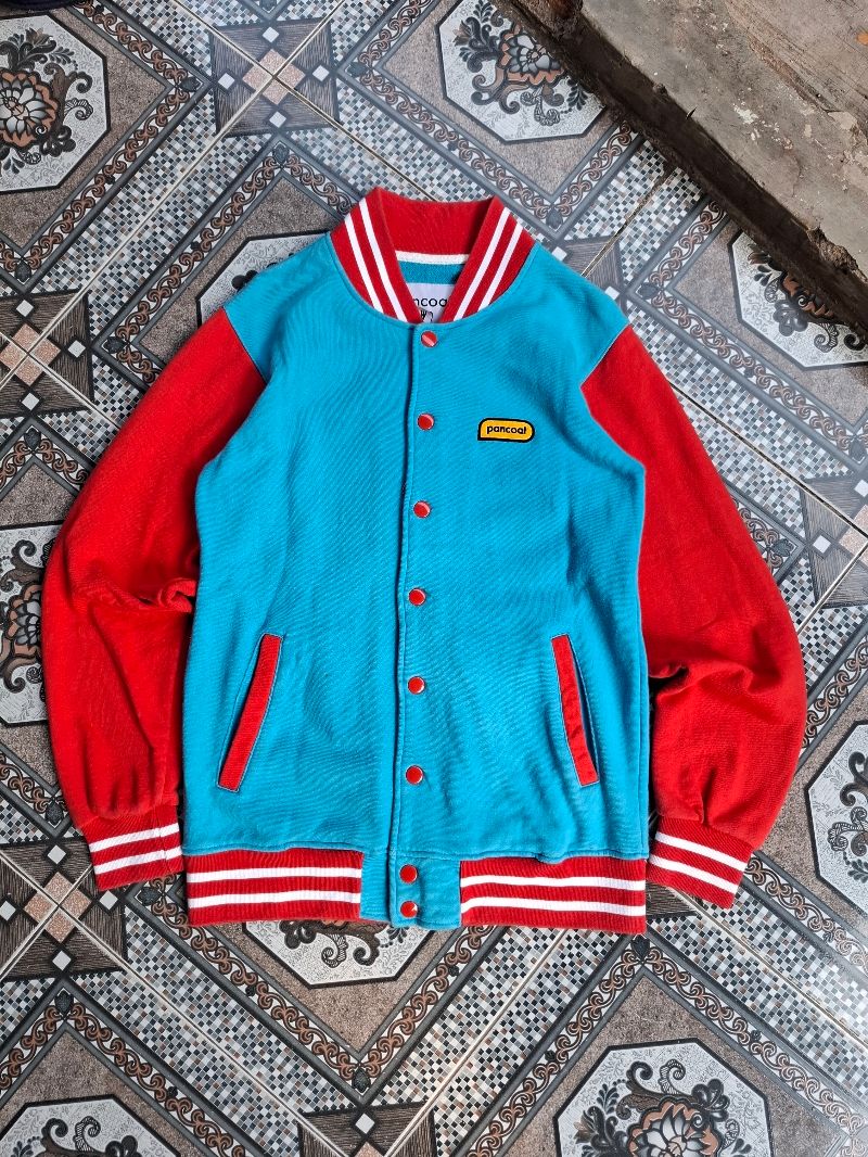 Varsity Pancoat biru langit - Preloved