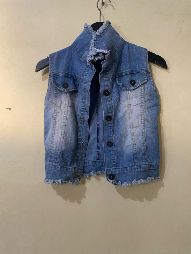 Rompi Jeans - Preloved