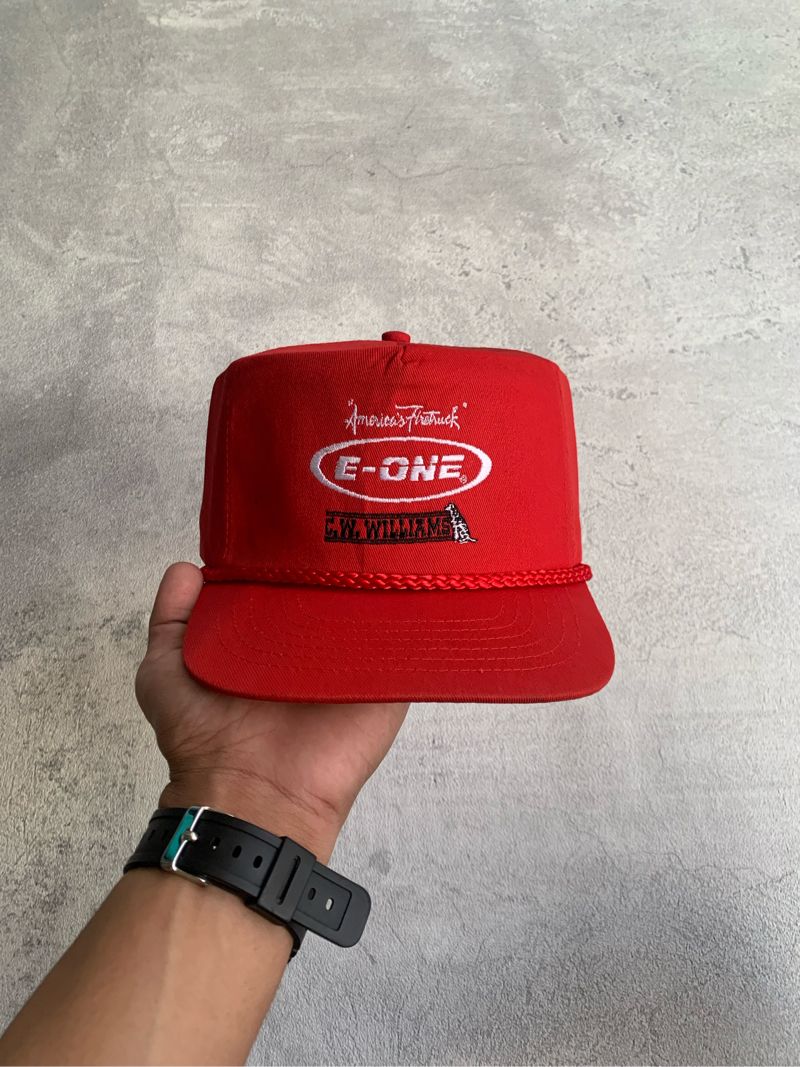 Vintage hat Ropehat e-One fire trucks merah, Red Snapback - Preloved