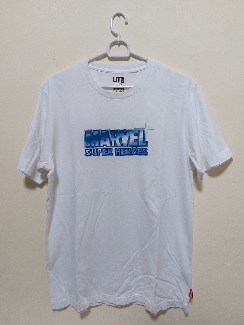 UNIQLO UT Marvel Heroes Retro (2019) T-Shirt - Ukuran L - Preloved