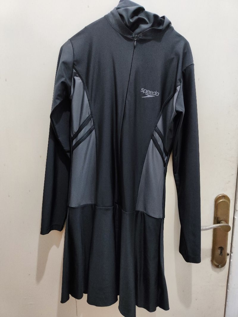 Speedo Swimsuit Hijab - Preloved