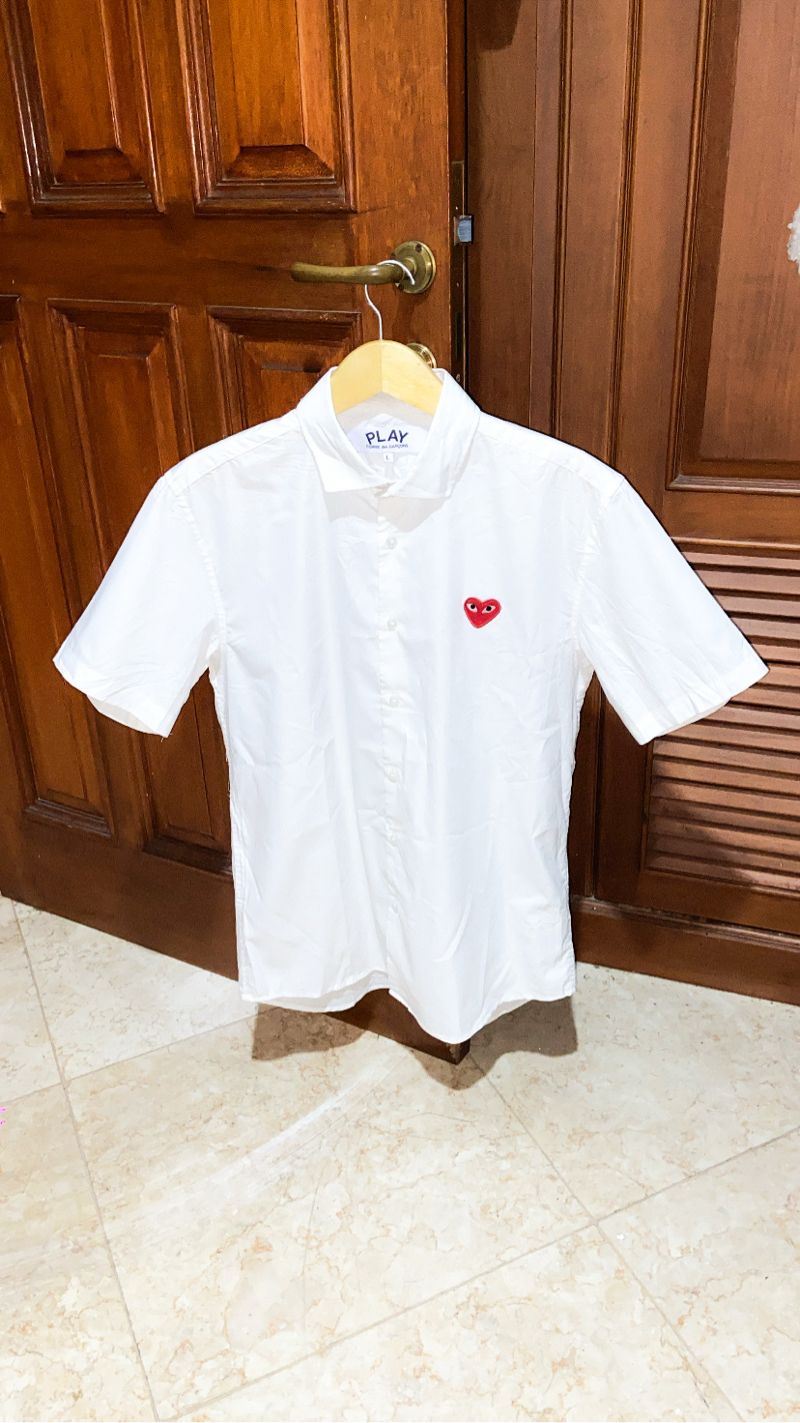 Kemeja Play CDG White Putih Shirt Short Sleeve - Preloved