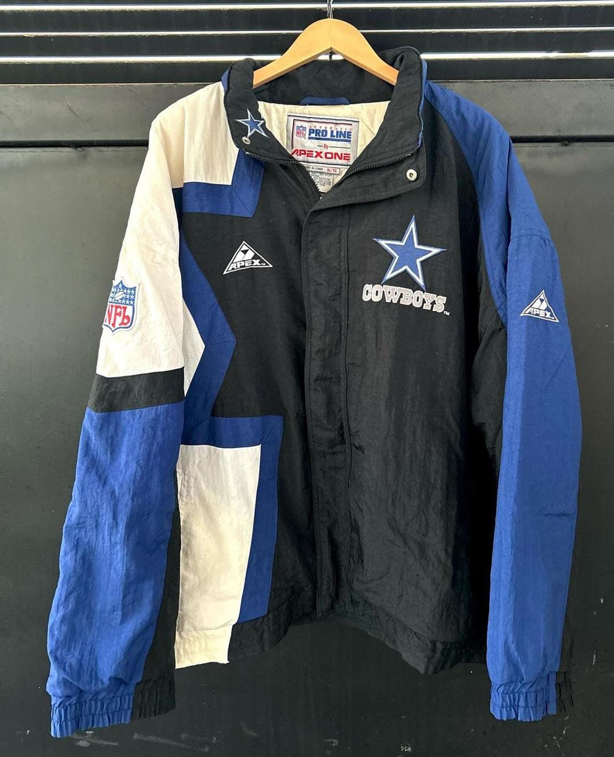 Vintage Reworked Bomber jacket Pria blue - Preloved