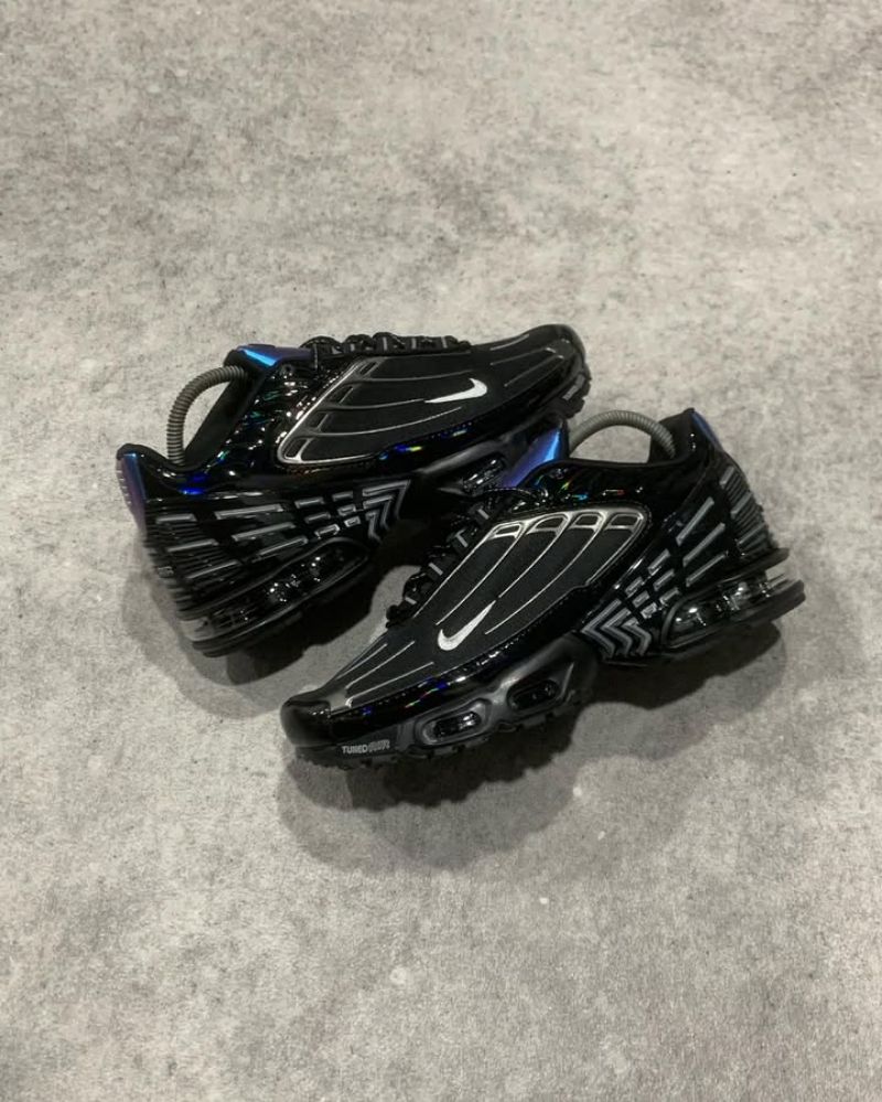 NIKE TN3 MAX PLUS TUNED AIR BLACK REFLEKTIF - Preloved