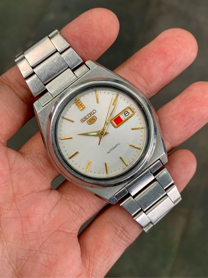 SEIKO 5 WHITE DIAL ORIGINAL - Preloved