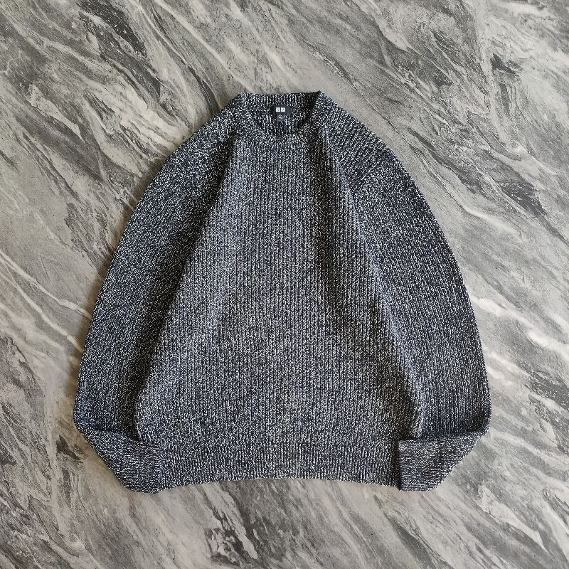 KNIT SWEATER UNIQLO TEXTURE - Preloved