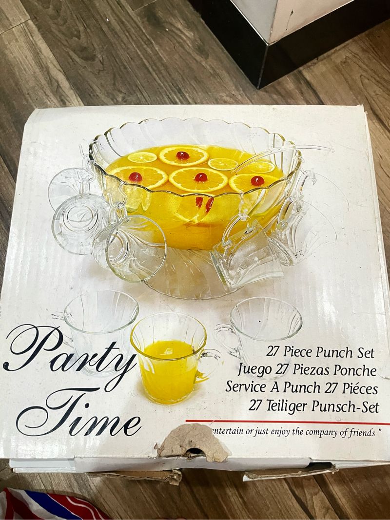 Gelas kaca party time mangkok es buah - Preloved
