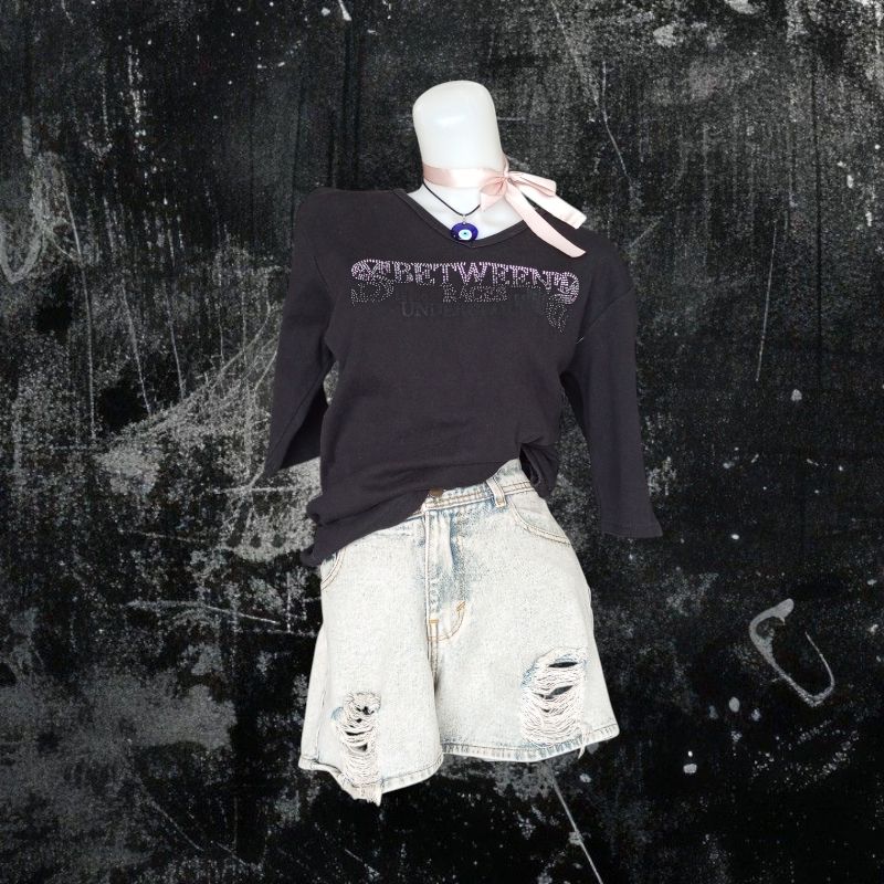 Y2k Graphic acubi fit pinterest cyberpunk skater kids grunge - Preloved