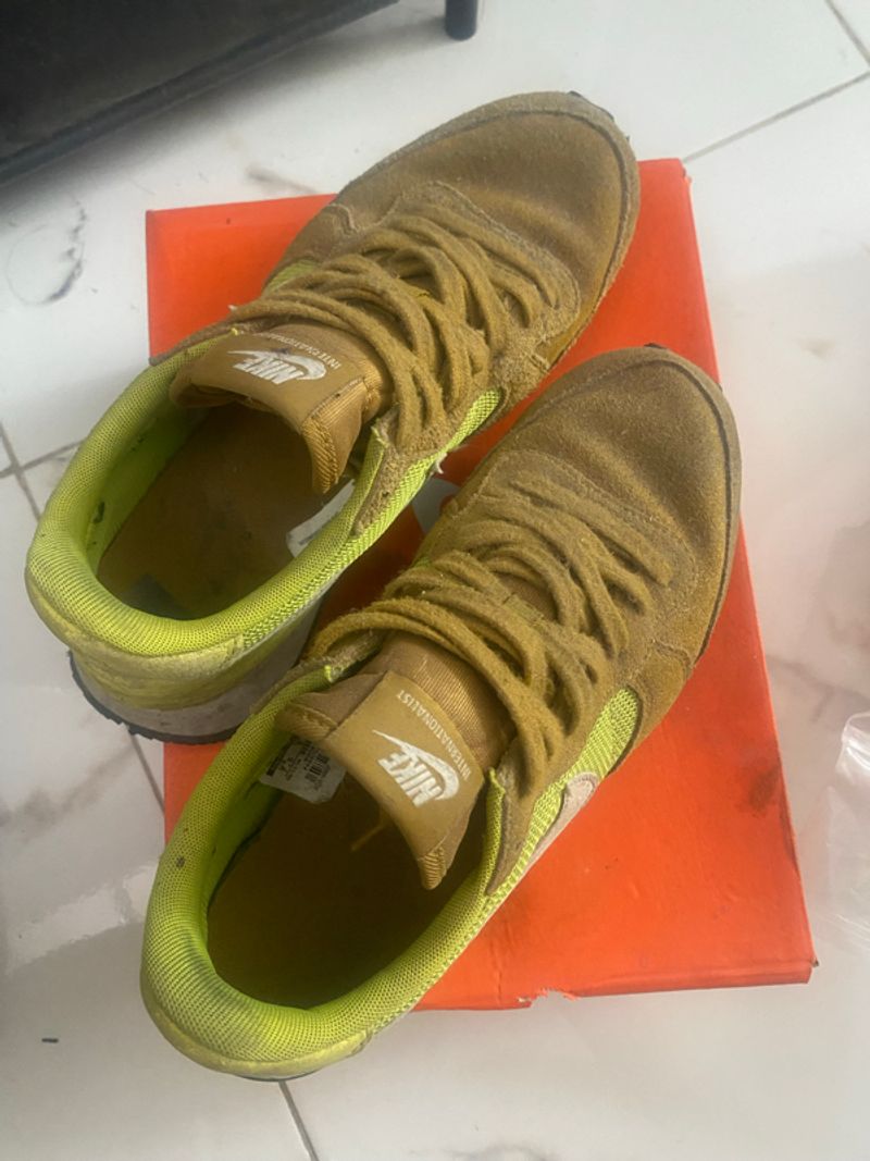 Nike Internasionalist - Preloved