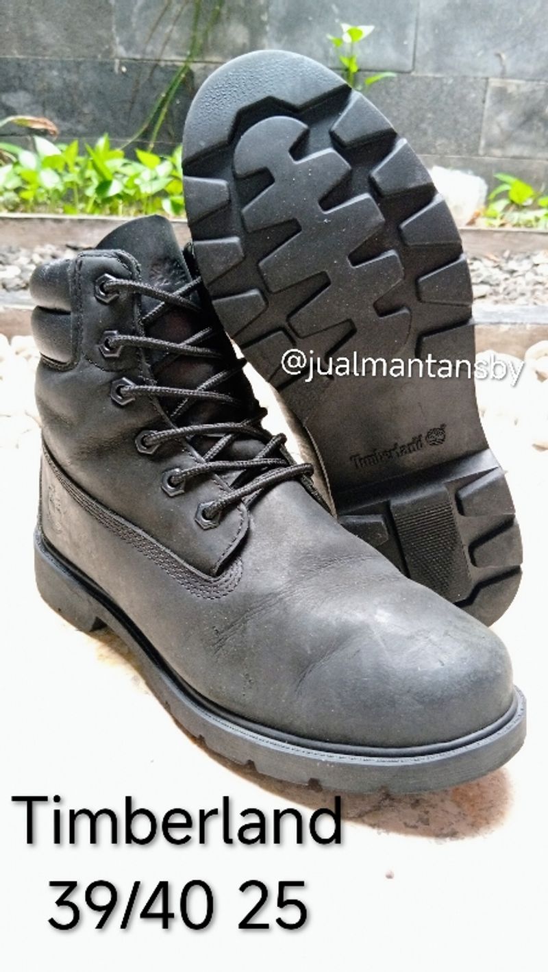 Timberland Linden Black Boots Made in Bangladesh - Preloved