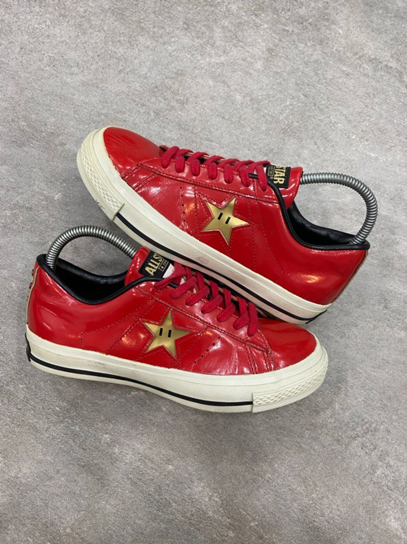 Nintendo Super Mario Bros x Converse One Star Made in Japan - Preloved