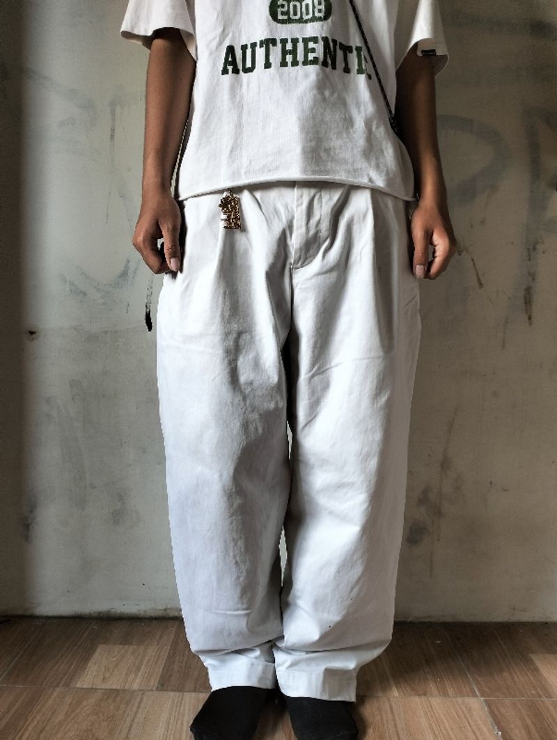 GU UNIQLO CINOS PANTS - Preloved