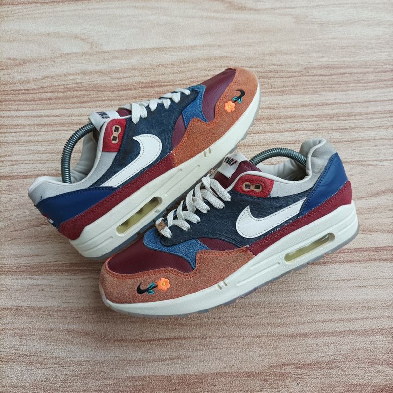 Nike Gorpcore Casual Sneakers Pria white blue - Preloved